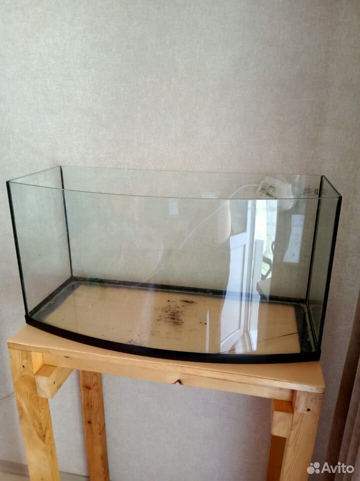 Аквариум с трещиной